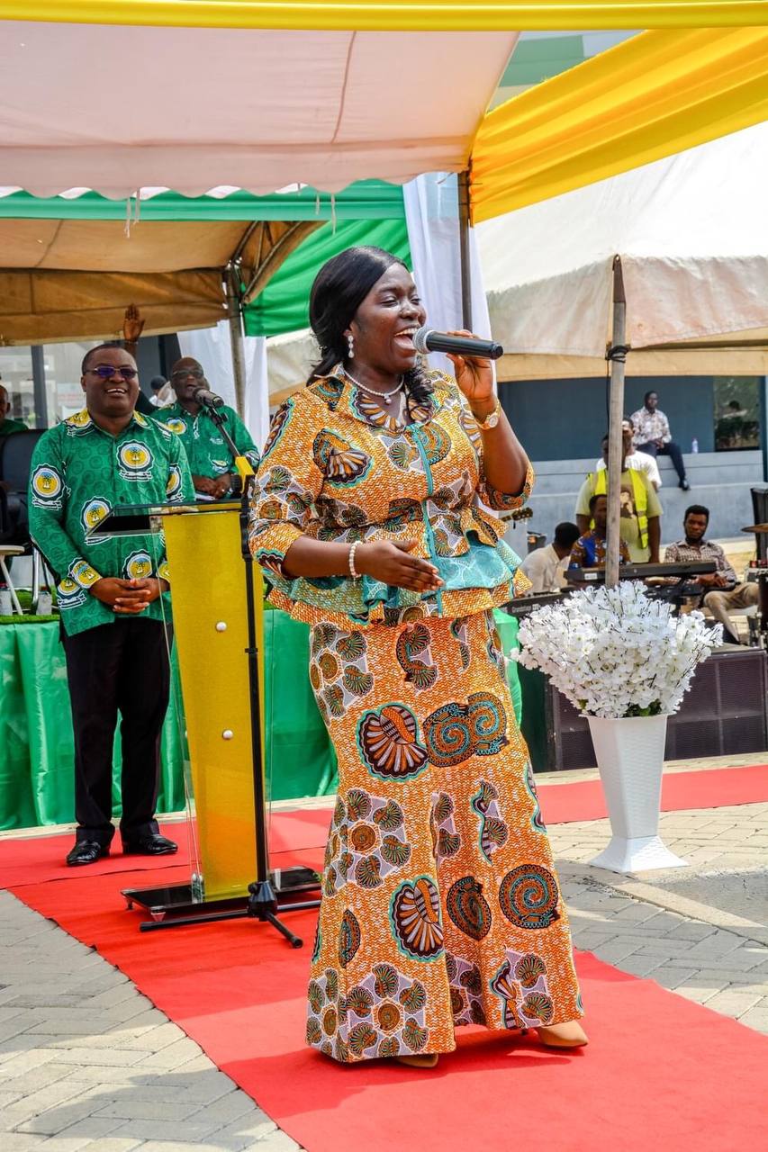 UESD holds Thanksgiving Service to Climax Commencement Lecture ...